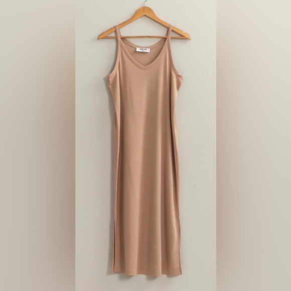 Double Zero | Dresses | Chic Midi Dress In Tan | Poshmark